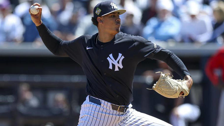 Yankees tease a big Carlos Lagrange change: What it means for the ...
