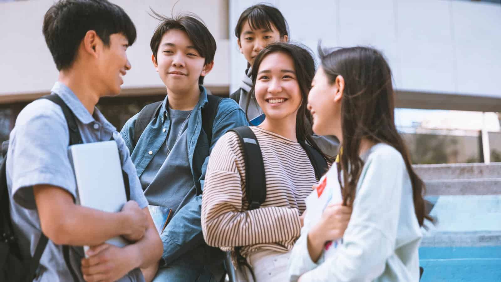 12 things students should know before borrowing student loans