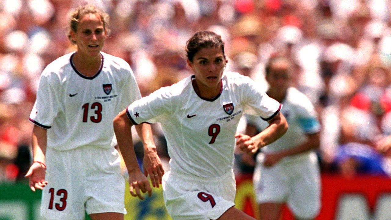 Former USWNT star Mia Hamm sounds off on upcoming tournament: 'I'm ...