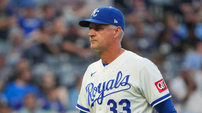 Royals center fielder Kyle Isbel out with grade 3 foot injury