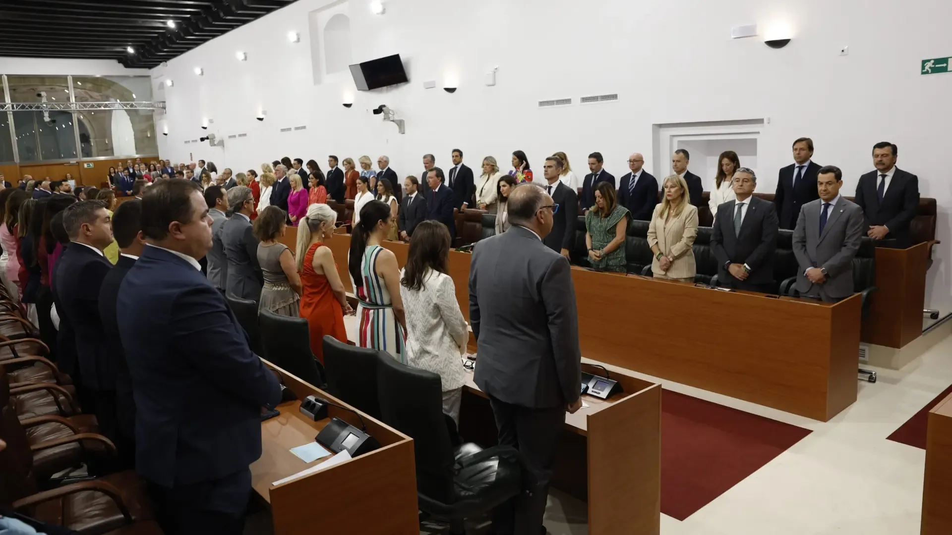 El Parlamento andaluz se constituye entre caras nuevas y viejos conocidos