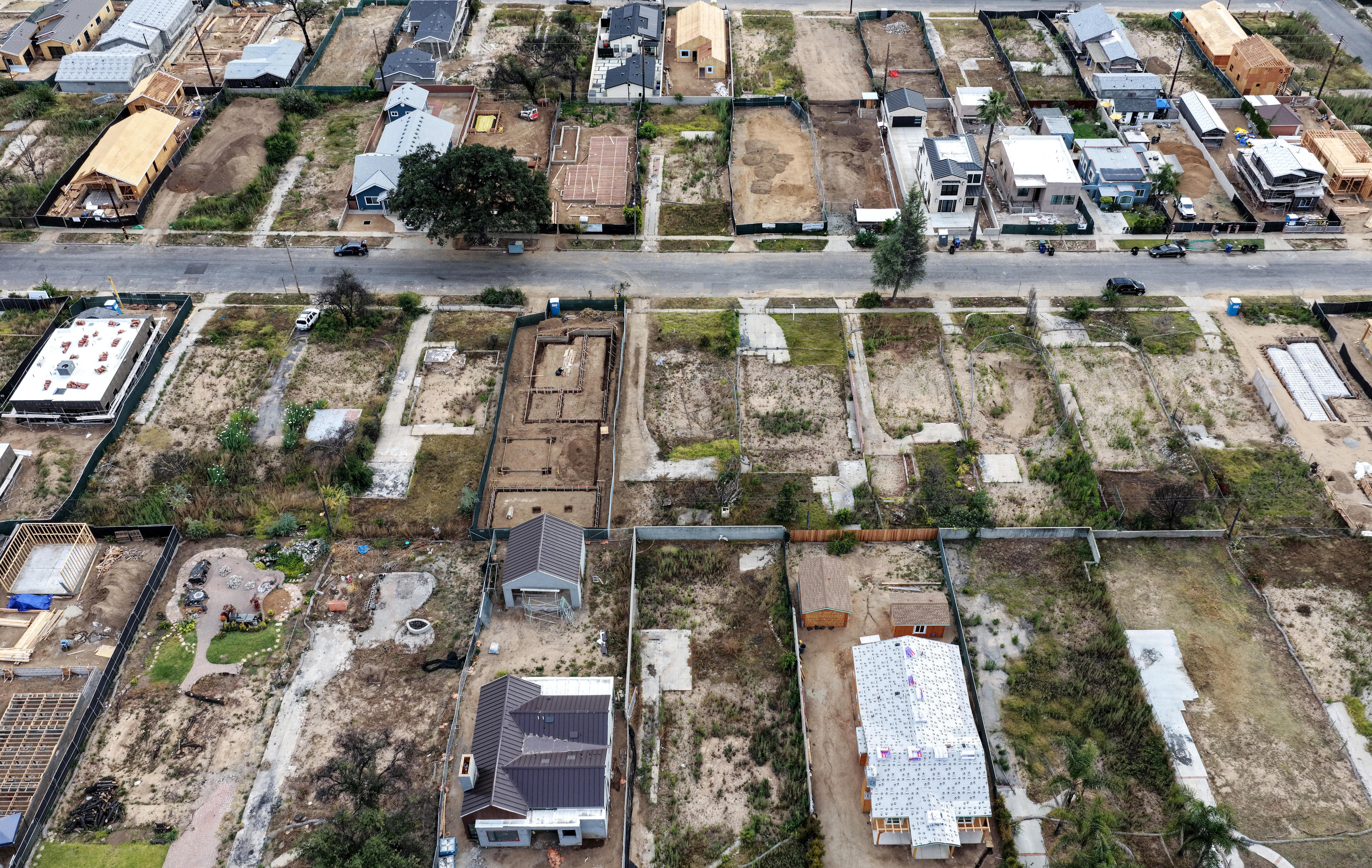 Eaton fire survivors seek $25 million recovery fund