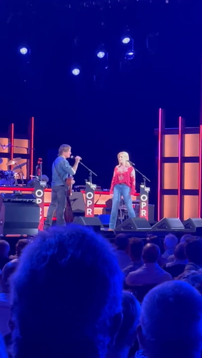 Trisha Yearwood & Keith Urban sing 'If I Needed You'
