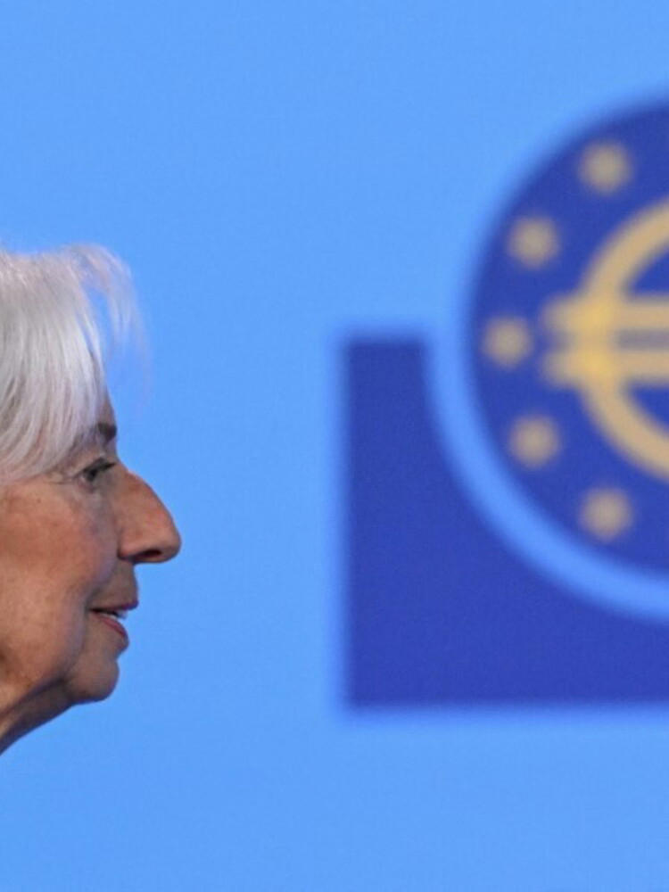 La BCE rialza i tassi di interesse di un quarto di punto. Lagarde ...