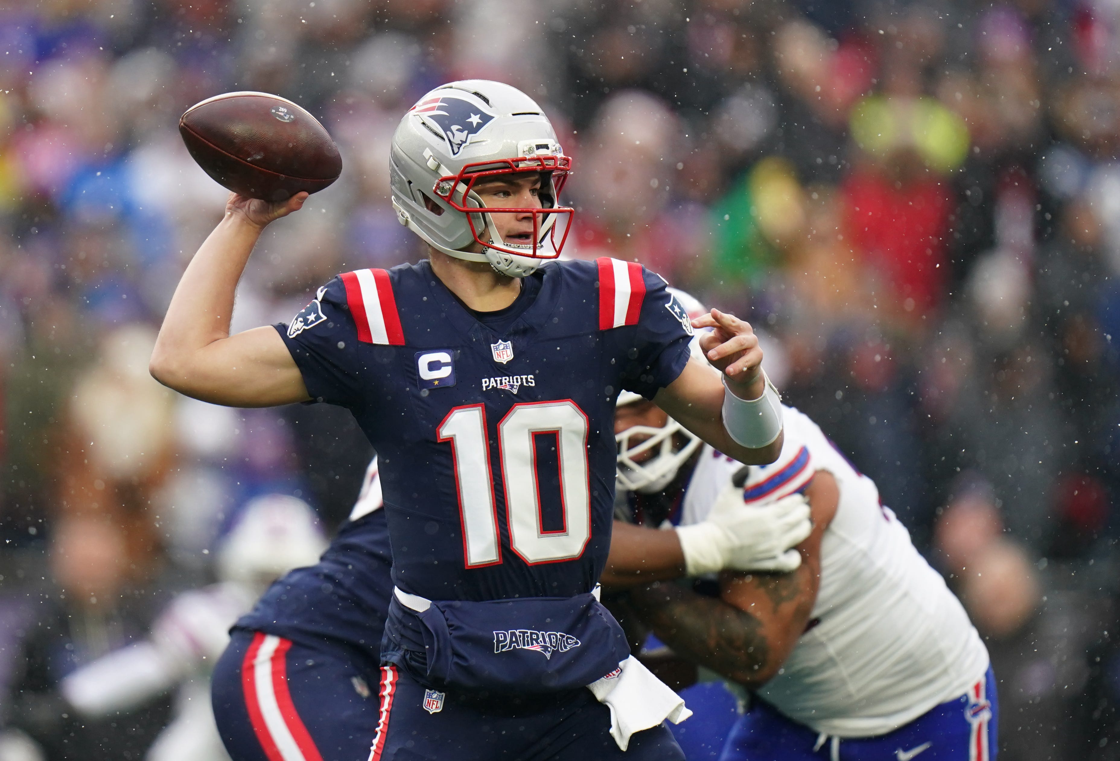 Patriots legend Drew Bledsoe issues warning to fans on Drake Maye