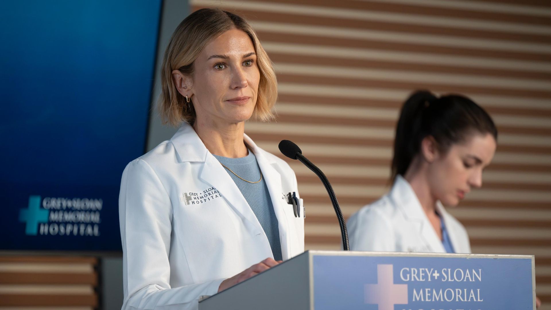 Who plays Grey’s Anatomy's new doctor, Toni Wright: Where you’ve seen ...