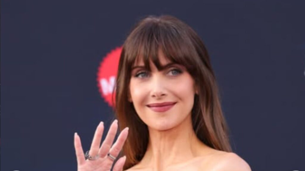 Alison Brie shows off her strength training for the Masters of the Universe