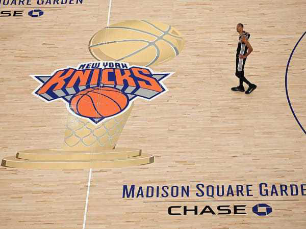 Knicks fans egg Wemby after crushing San Antonio Spurs Game 4 loss