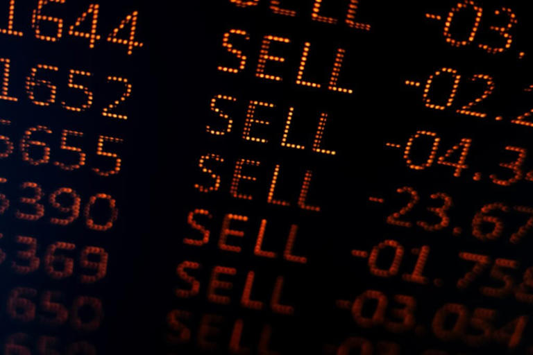 Retail is cashing out of Micron, AMD, AI stocks ahead of SpaceX IPO
