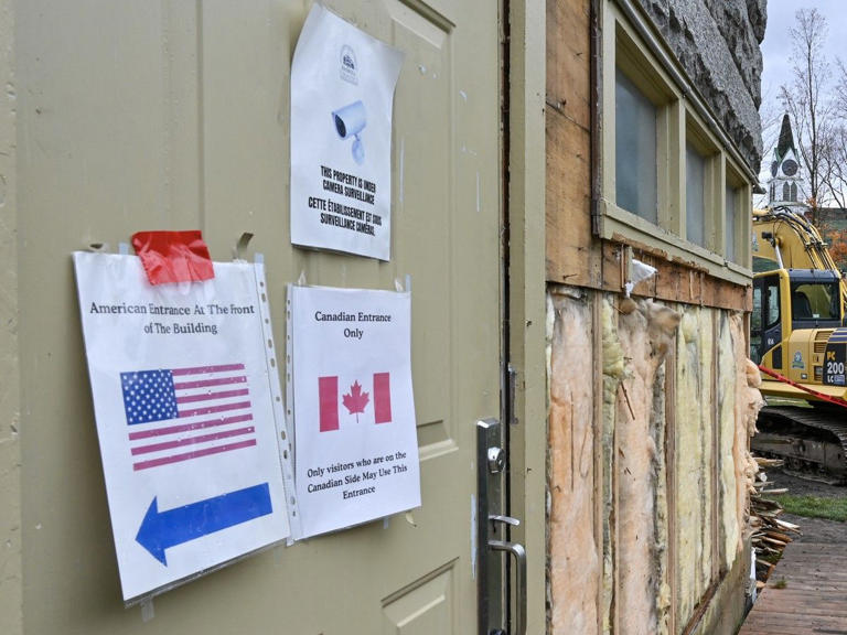 New 'Canadian door' for border library opens after Trump barred ...