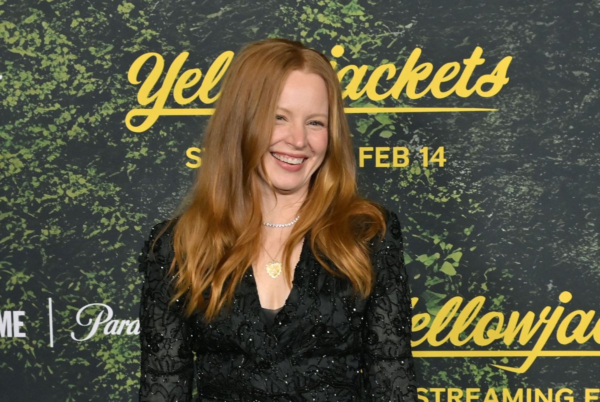 Look: Lauren Ambrose, Tom Riley to star in NYC stage play 'Unbelievers'