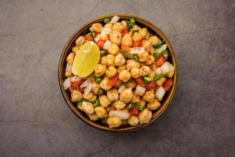 Protein-packed chickpea chaat for a healthy morning breakfast