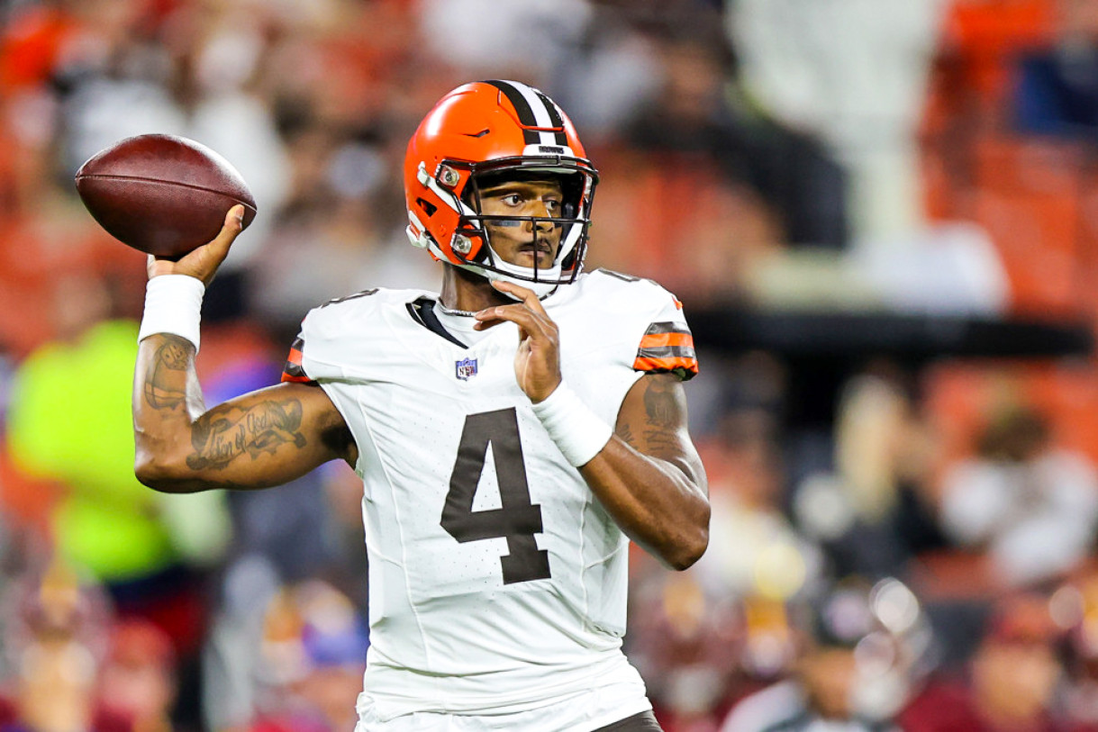 Deshaun Watson lacking consistency during offseason workouts