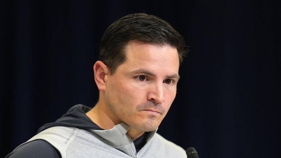 Seahawks' Mike Macdonald throws Josh Jones under the bus in latest comments