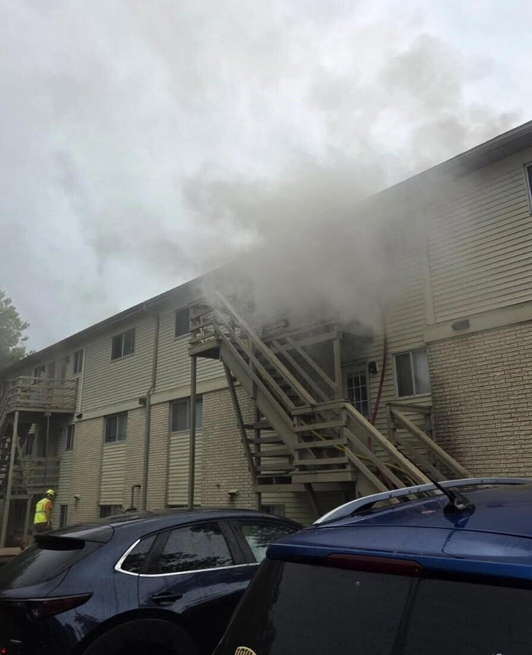 24 residents displaced from Iowa City apartments due to lightning strike