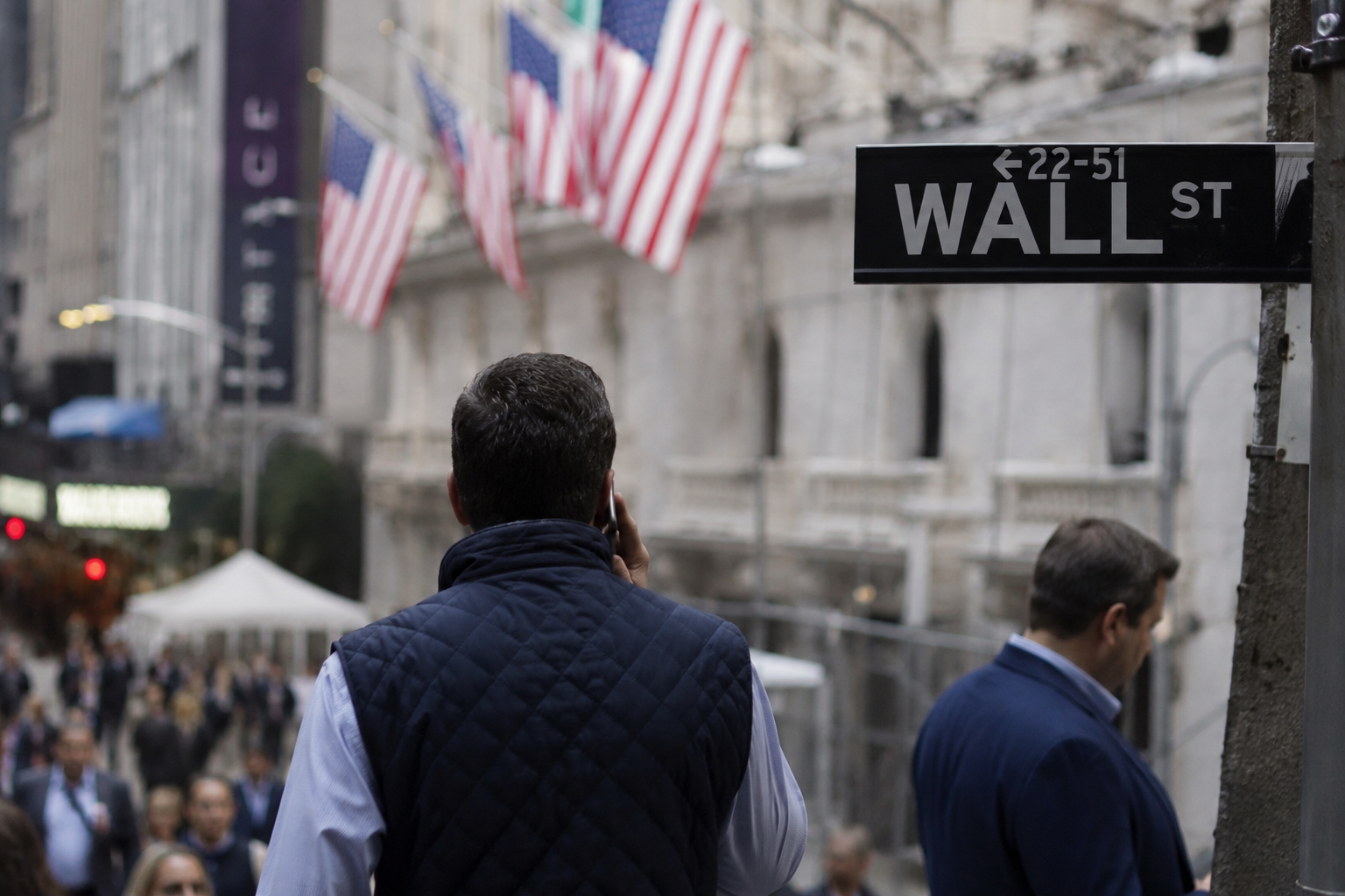 Column: Wall Street's AI-fueled surge is running into resistance
