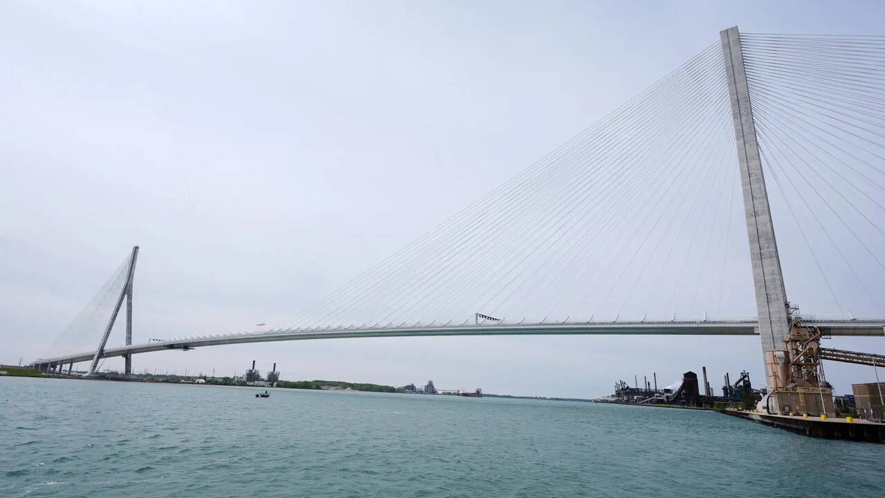Delay in opening of Canada-US bridge due to outstanding issues
