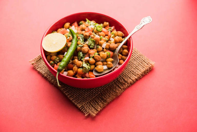 Black chickpea chaat recipe for healthy weight loss snack