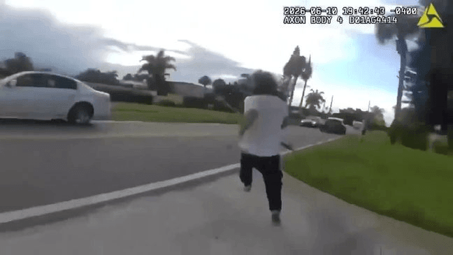 Bodycam shows man refusing to drop stick, claiming he owned golf course ...
