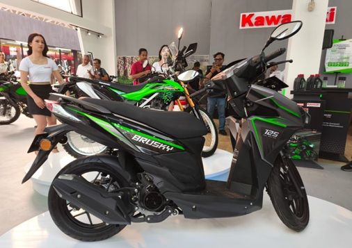 Kawasaki luncurkan 3 produk di Jakarta Fair 2026, Brusky 125 dijual Rp ...