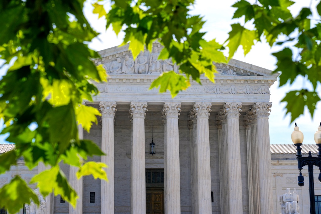 Supreme Court rules on case of ex-Twitter employee who handed secrets ...
