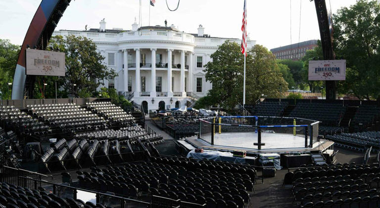 Trump, il ring per la UFC montato davanti alla Casa Bianca. Il ...