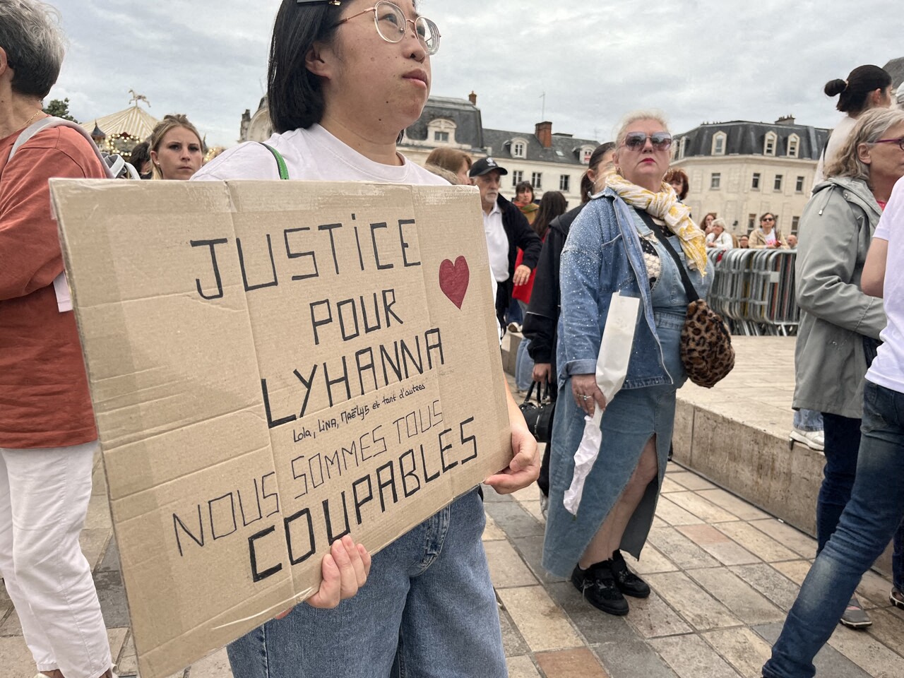 « Ça aurait pu être ma fille » : partout en France, l'affaire Lyhanna ...