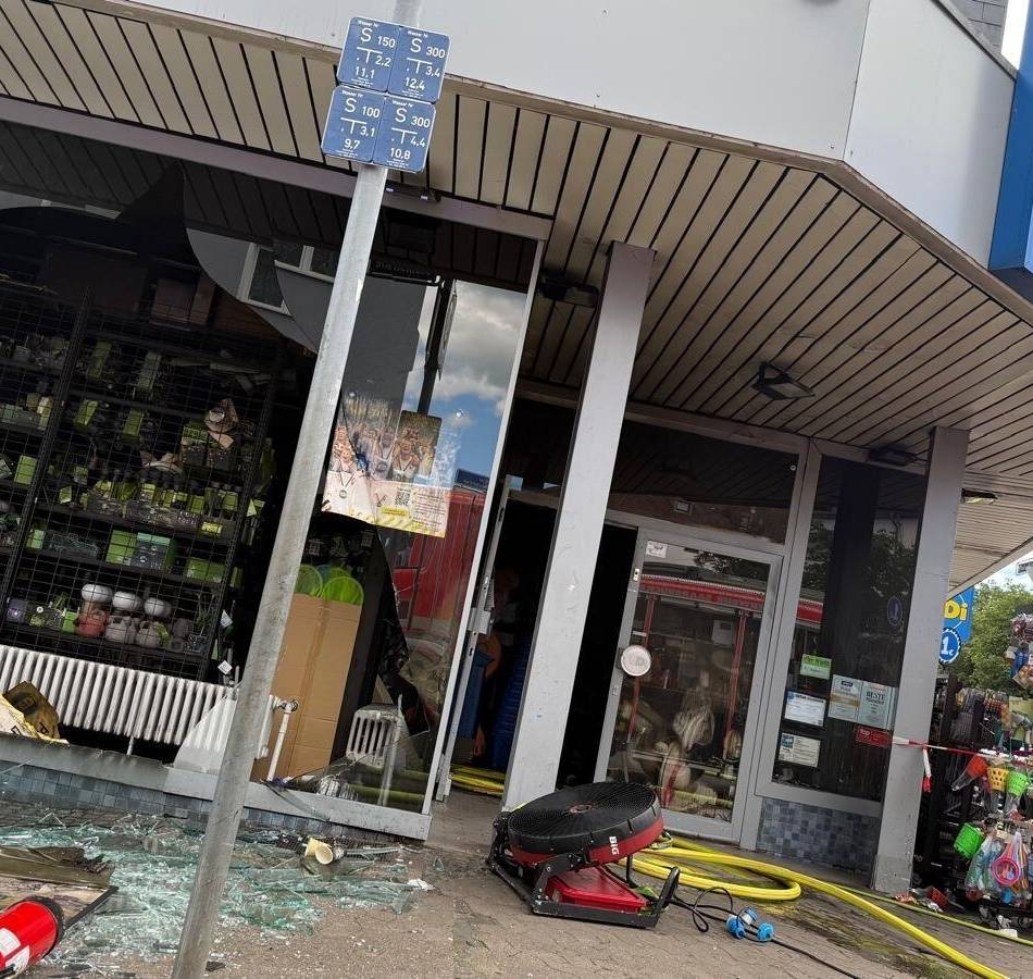Tedi in Saarbrücken-Malstatt brannte komplett aus – Polizei spricht von ...
