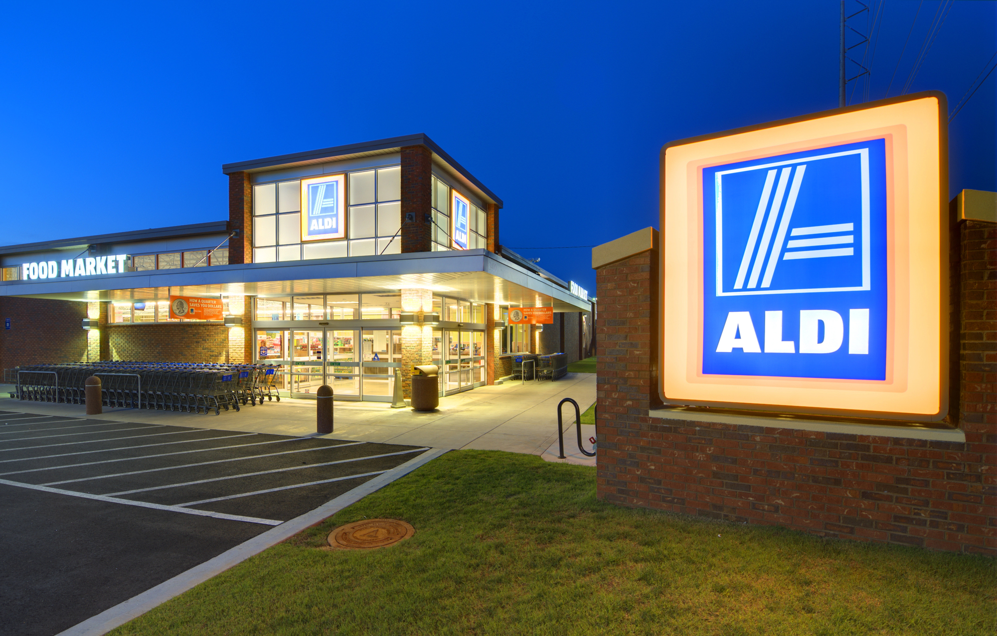 What a typical grocery store looked like in the 1960s vs. today