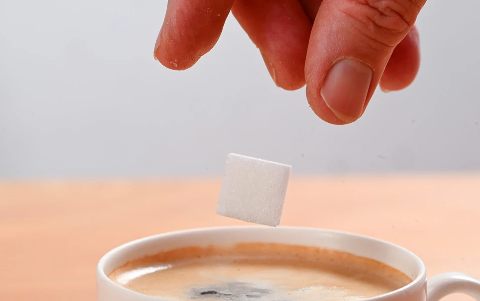 Dietitian warns of hidden health risks in popular coffee add-ins