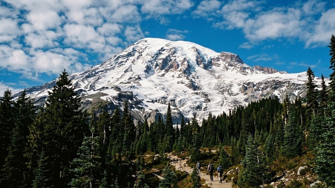 USGS highlights increased seismic activity at volcanoes in the Pacific ...