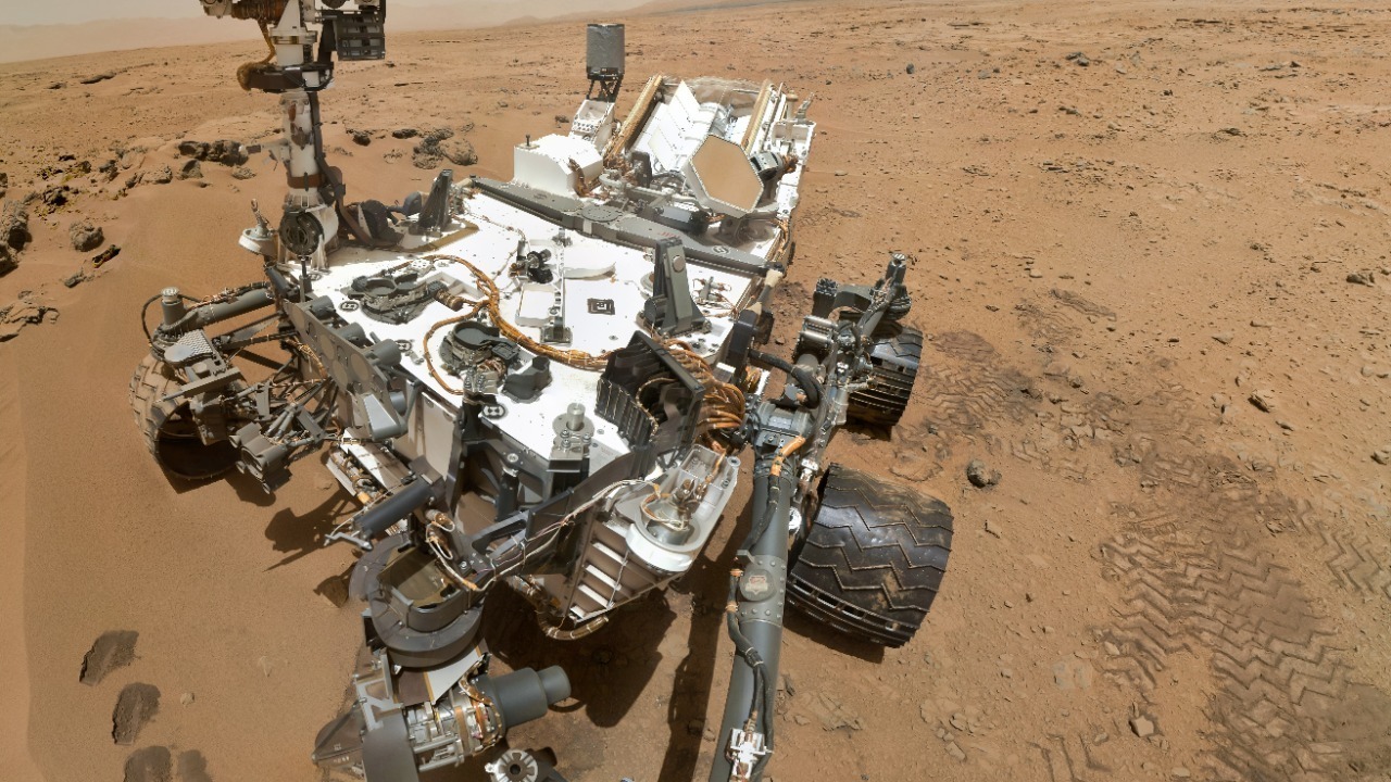 NASA’s Curiosity rover is crossing a vast maze of mineral ridges carved ...
