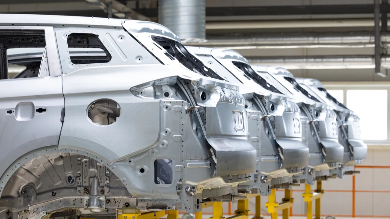 Trump says USMCA renewal is in doubt as car parts trade faces risk