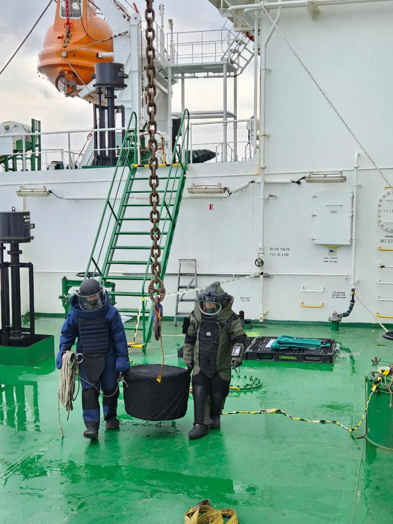 Inside Indian Navy's high-risk mission to remove missile warhead from ...