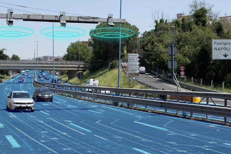 Napoli si fregia della prima smart road d’Italia: rivoluzione epocale