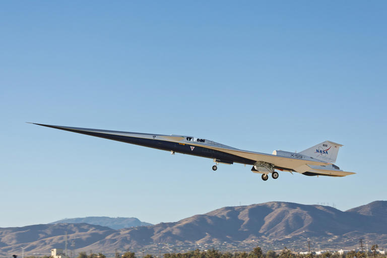NASA’s ‘Son of Concorde’ hits 713mph and breaks the sound barrier for ...