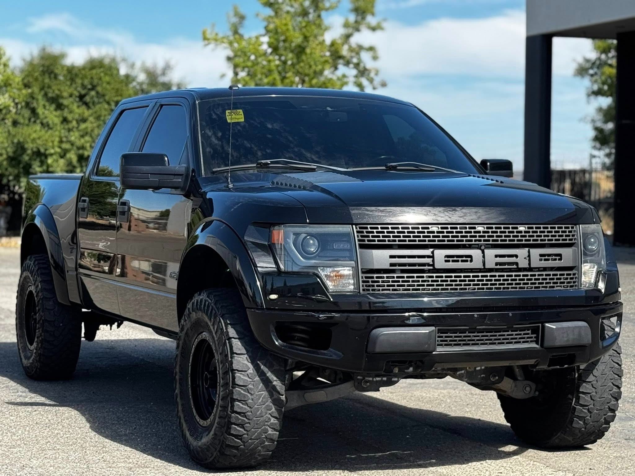 Ranking the best V8-powered pick-up trucks of all time