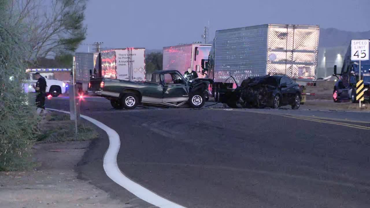Woman extricated from car following west Phoenix crash: FD