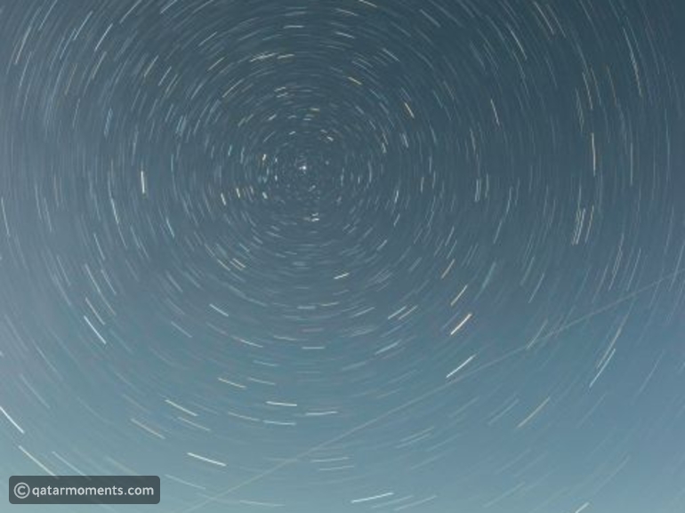 The alchemy of the stars: Catching the light of dead worlds