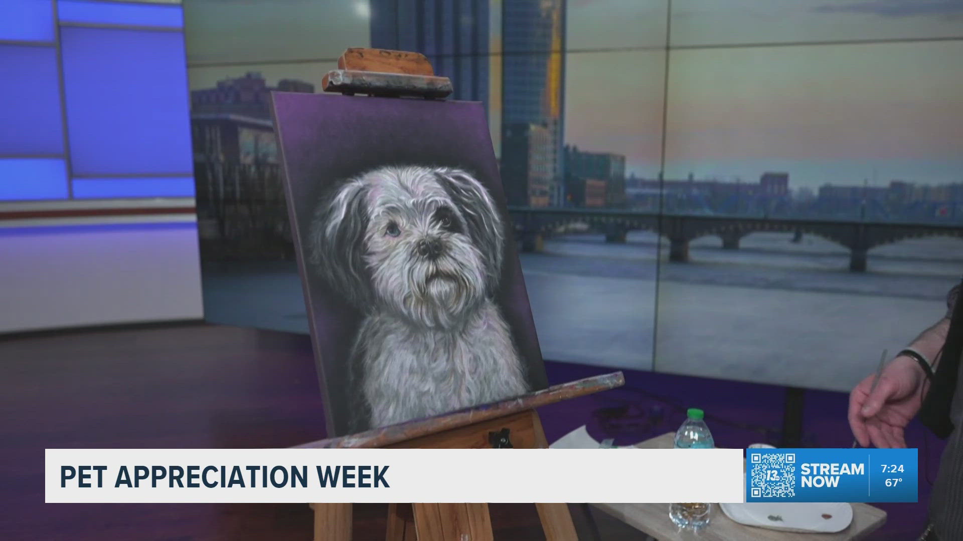 DEMO | West Michigan artist gives us a live pet portrait demonstration