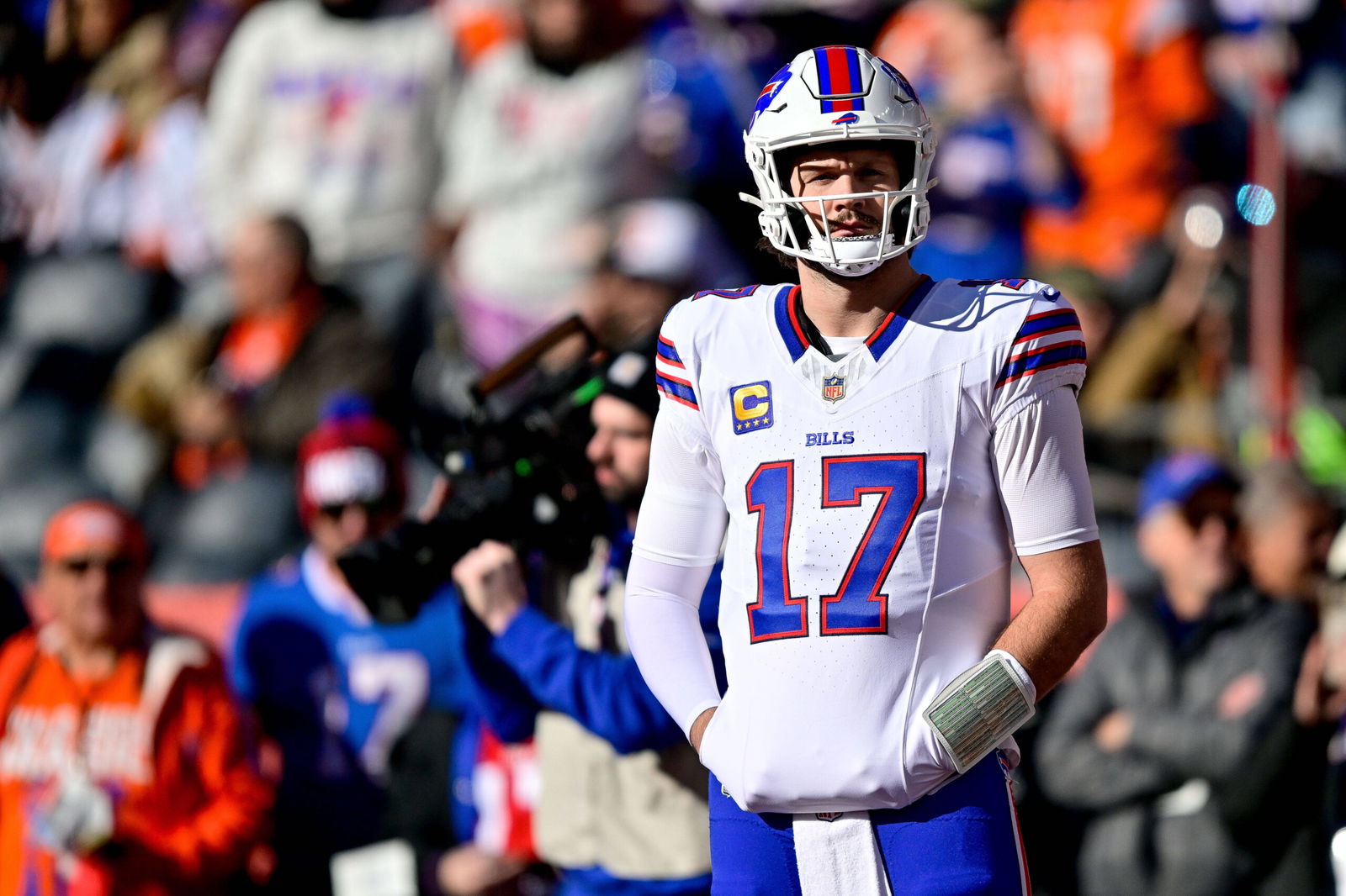 Top 10 NFL player merch sales stars in the league