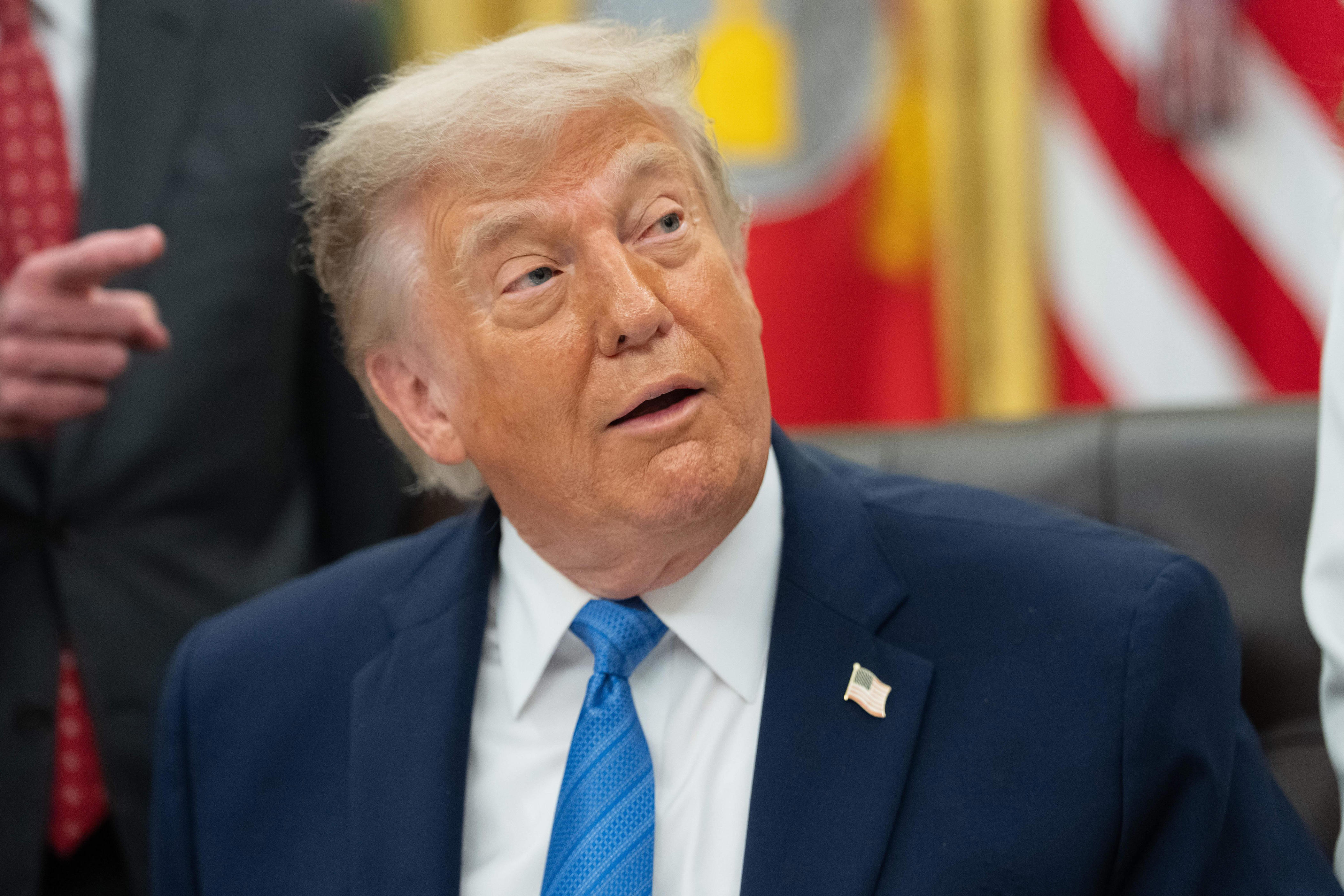 Guerre au Moyen-Orient : Trump promet de frapper l'Iran « très fort ce ...