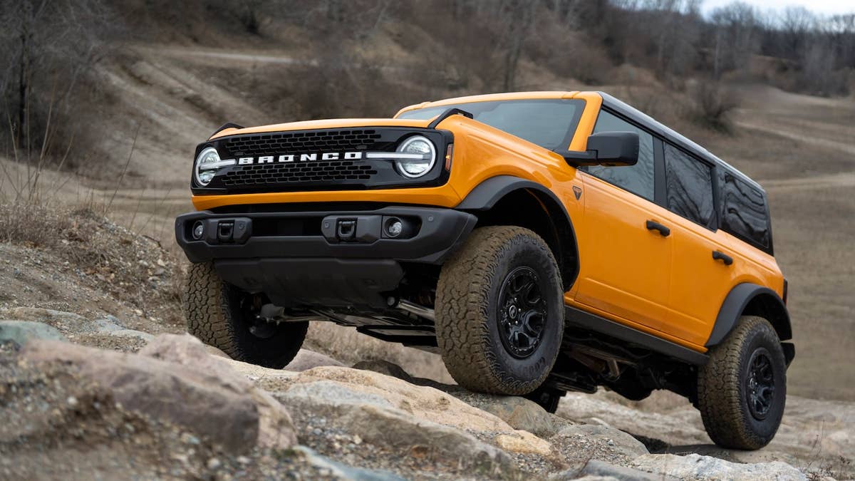 Ford kicks off irresistible Bronco lease offers for June