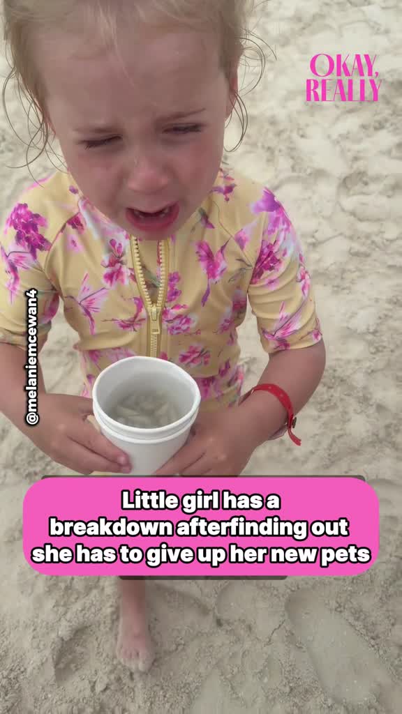 Unexpected reason a little girl’s beach day ended in tears