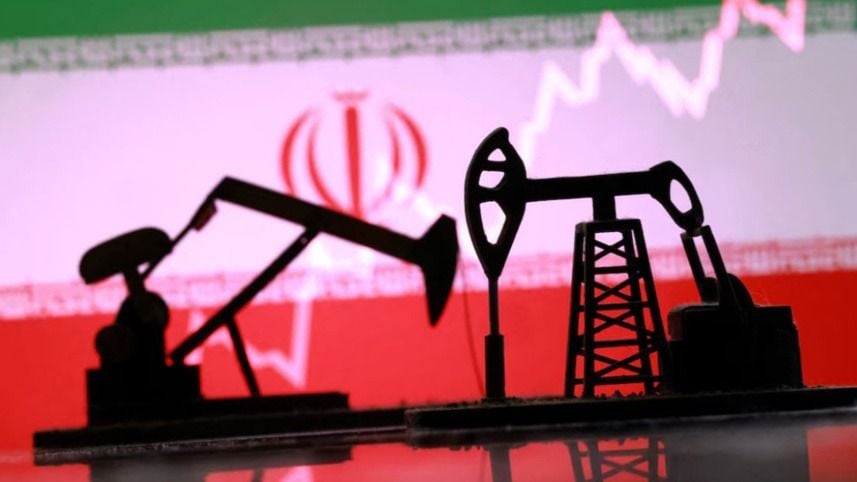 Oil prices surge as US-Iran tensions threaten suppliesPublished on ...