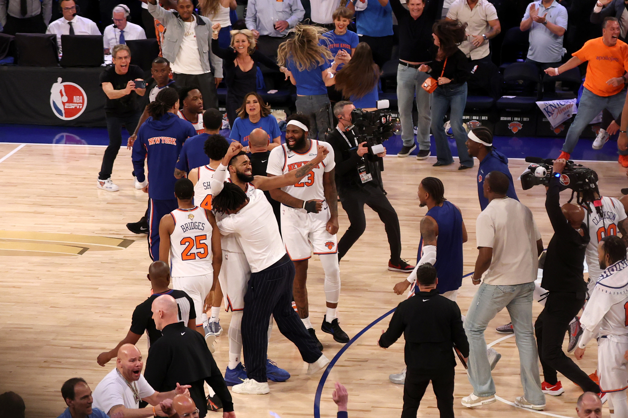 Winners, losers from NBA Finals Game 4: Knicks pull off miracle ...