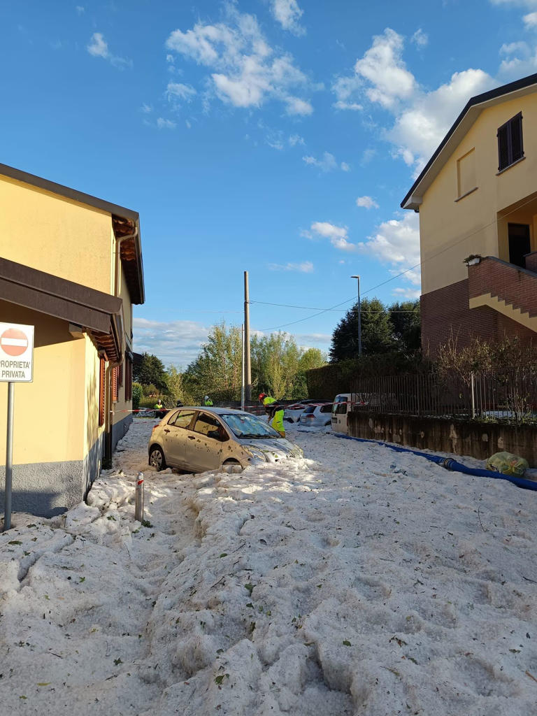 Nubifragio mette in ginocchio il Vimercatese: Bellusco sommersa dalla ...