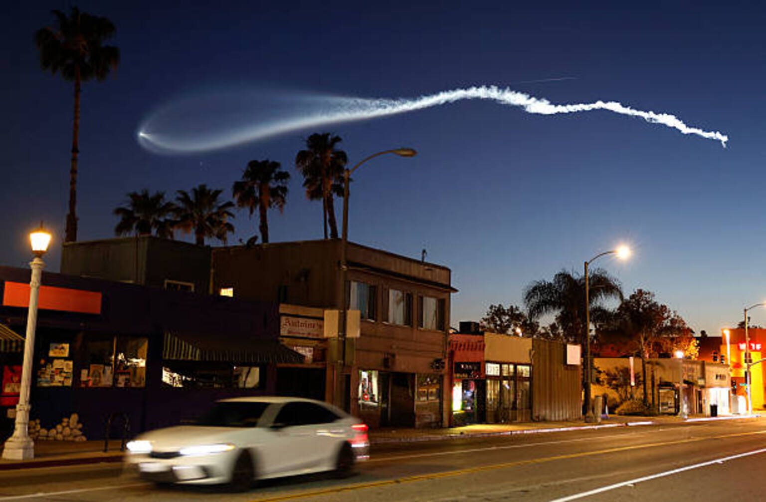 SpaceX rated outperform in new coverage by Oppenheimer on post-IPO upside