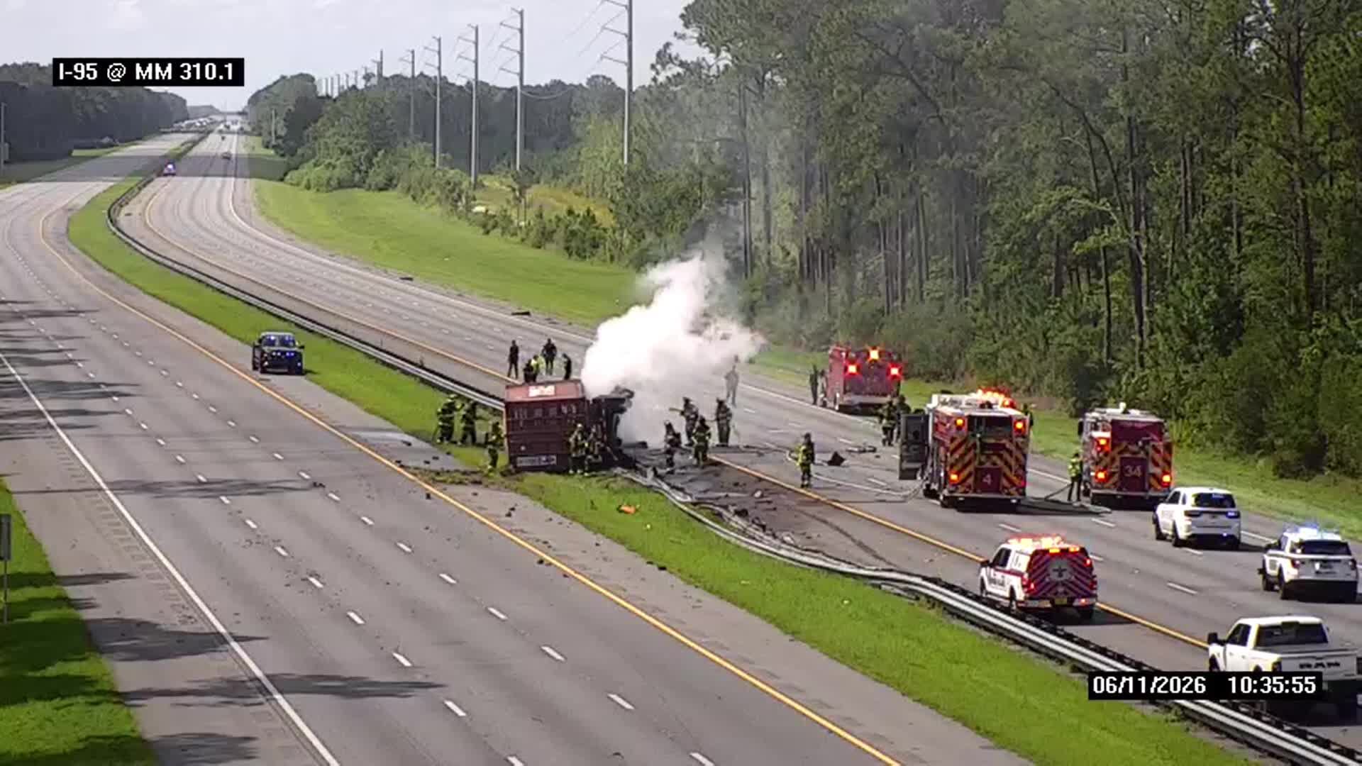 Breaking: Tractor-trailer fire closes I-95 in both directions in St ...