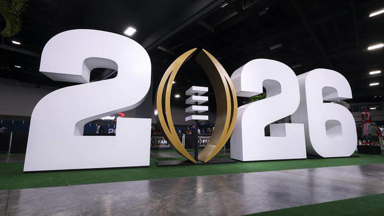 College football GM exposes the ugly reality of unofficial recruiting ...